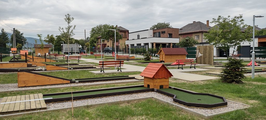 FUN MINIGOLF PRODUCTION